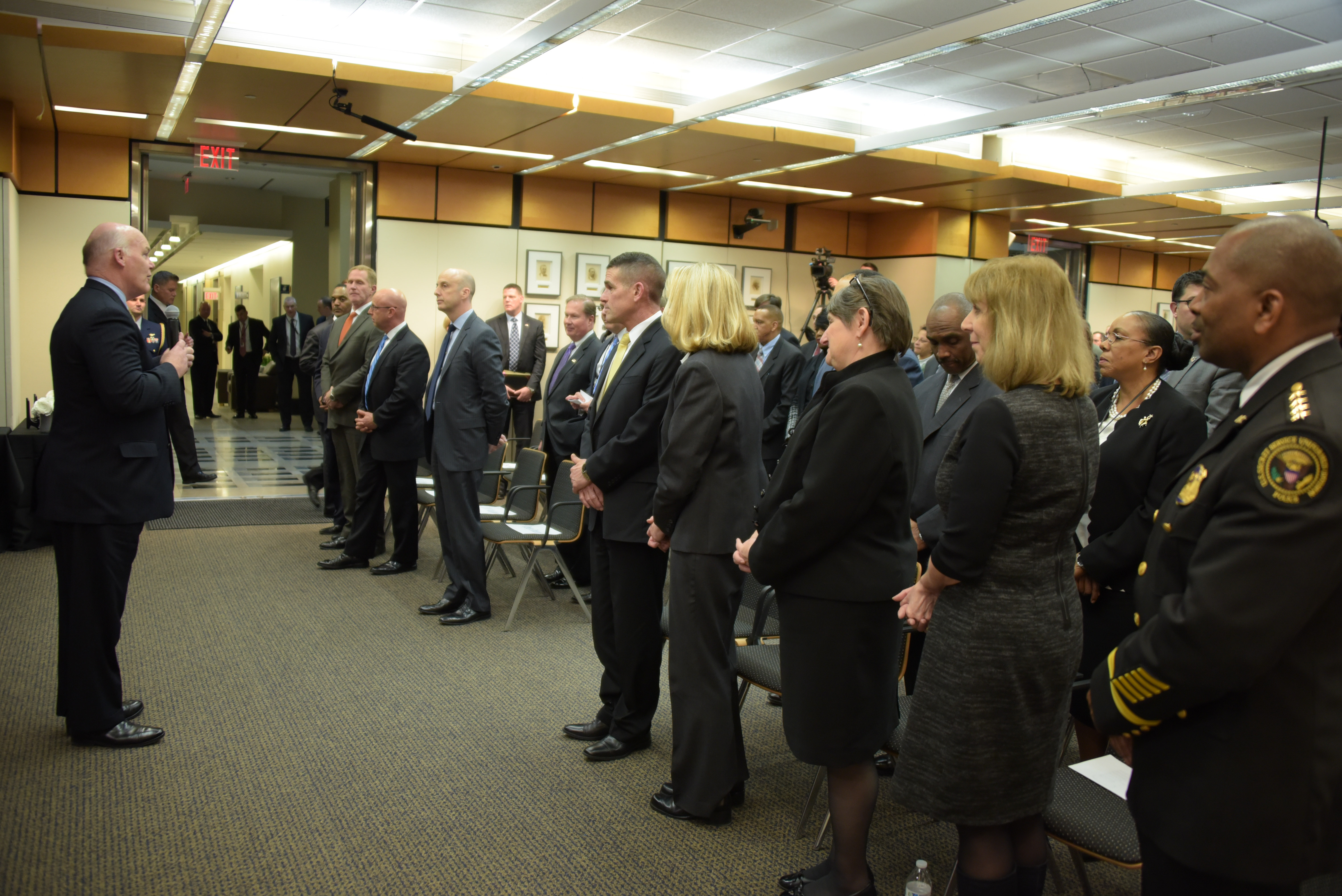 Secretary_Kelly_visits_Secret_Service_Headquarters_ – The Savage Nation